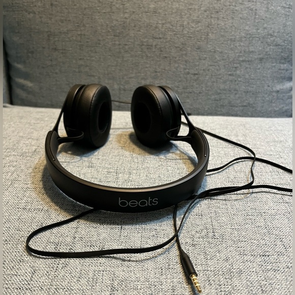 Beats by Dre | Headphones | Beats Wired Headphones | Poshmark